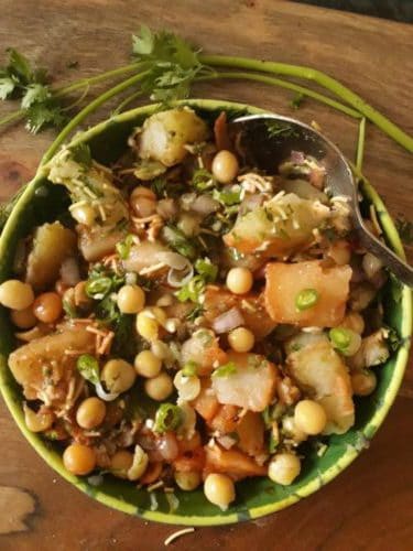 31 Easy Vegetarian Party Appetizers (Indian Appetizers) - My Dainty Kitchen