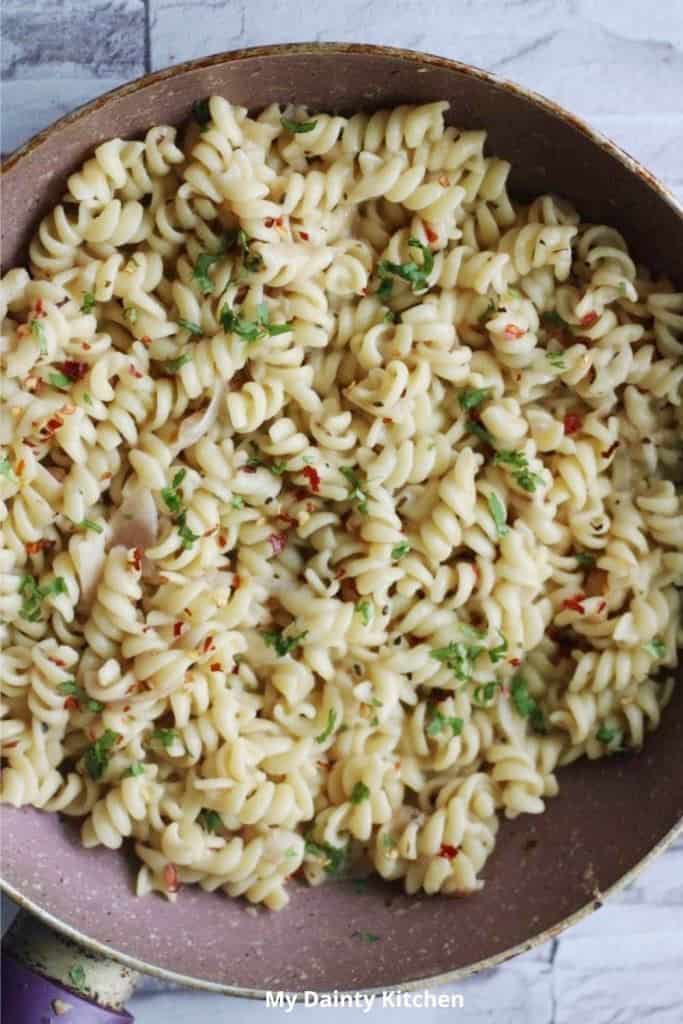 Creamy Vegan Pasta - My Dainty Kitchen