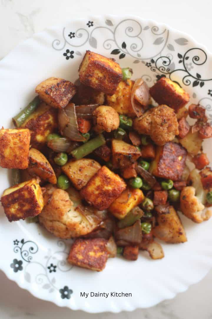 Vegetable Hash Breakfast Skillet - My Dainty Kitchen